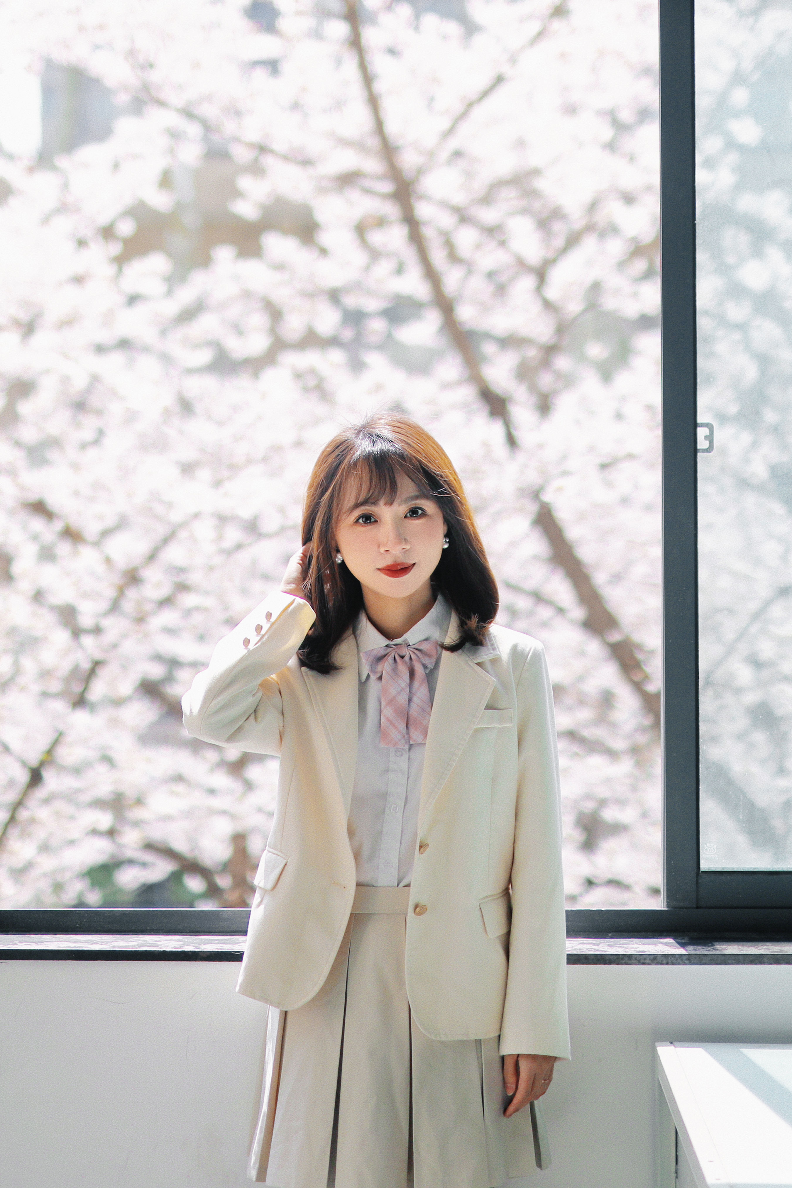 清洛萌伊伊《樱花教室》美图作品图片欣赏艺图语